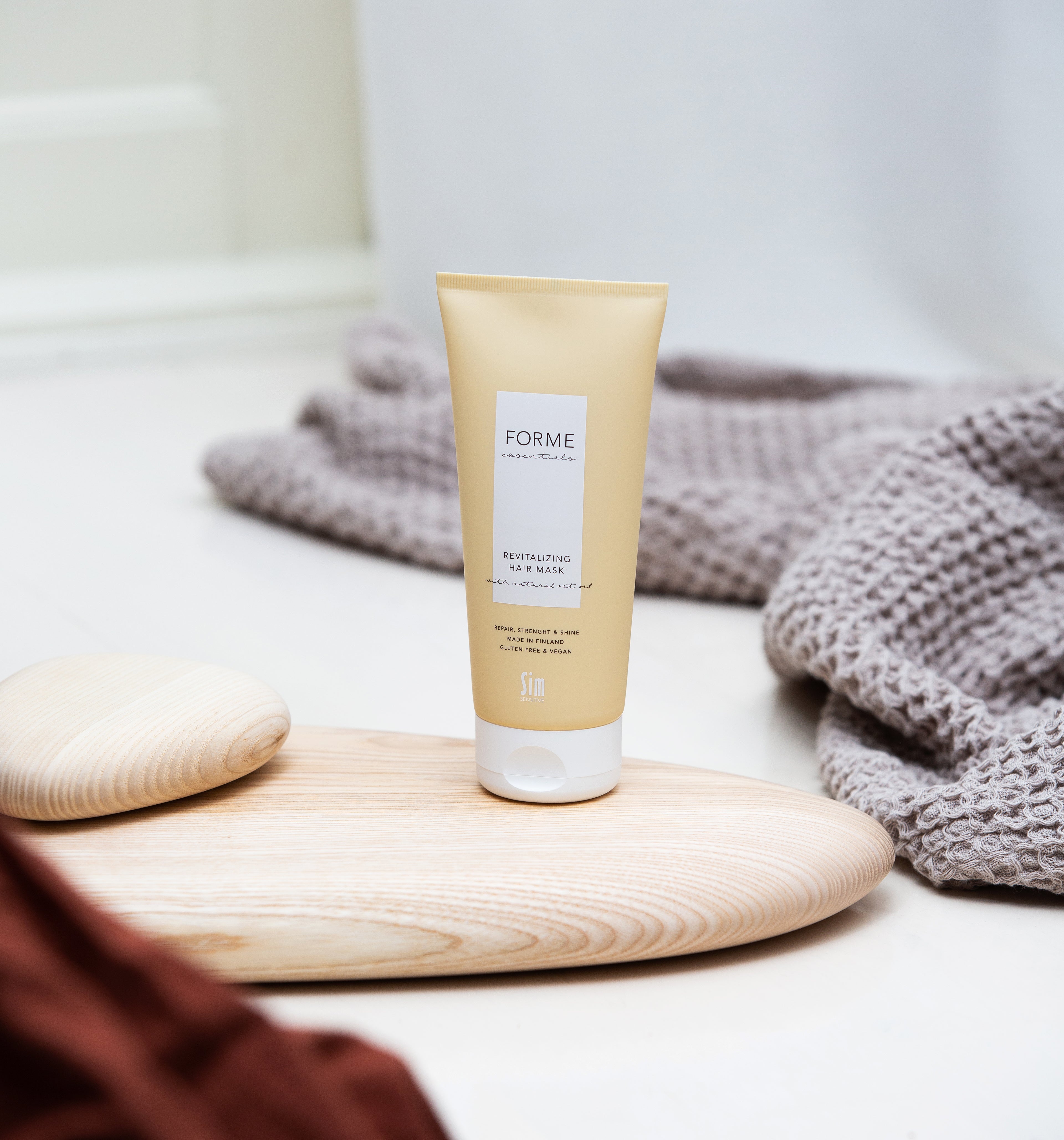 Sim Sensitive Forme Revitalizing Hair Mask 200 ml – Care of scandinavia